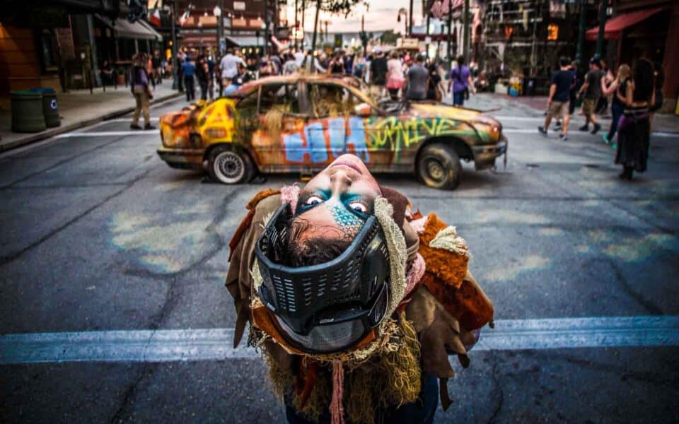 Tips & Tricks For Surviving HHN Orlando