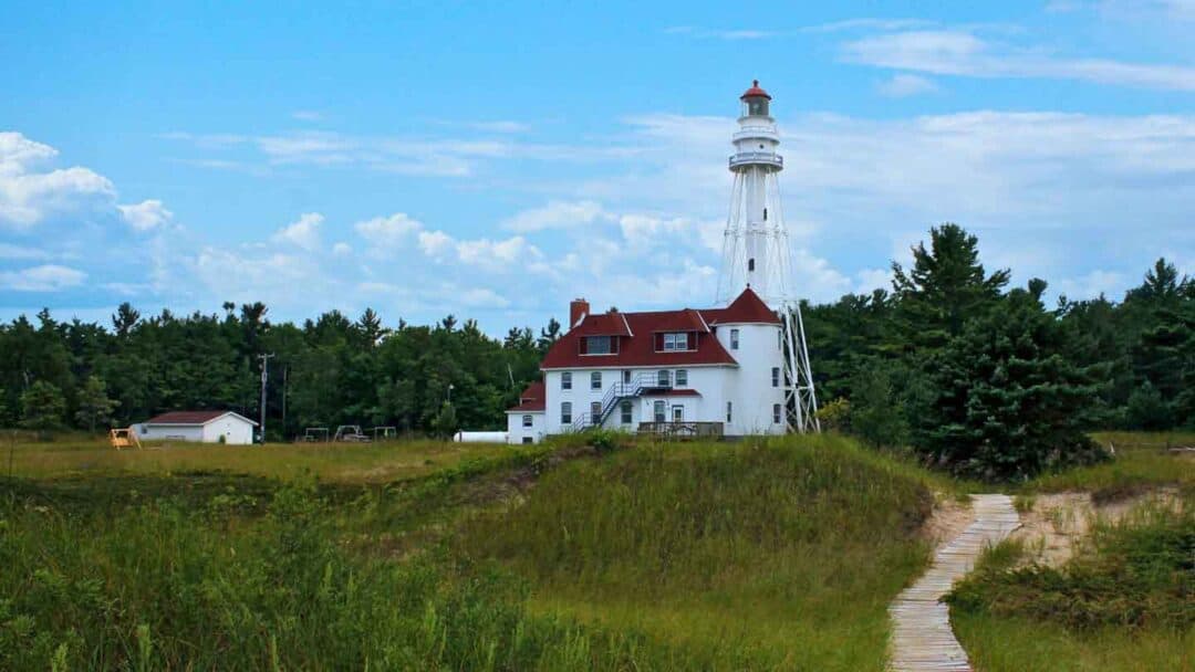 Top 11 Best Lighthouses In Wisconsin