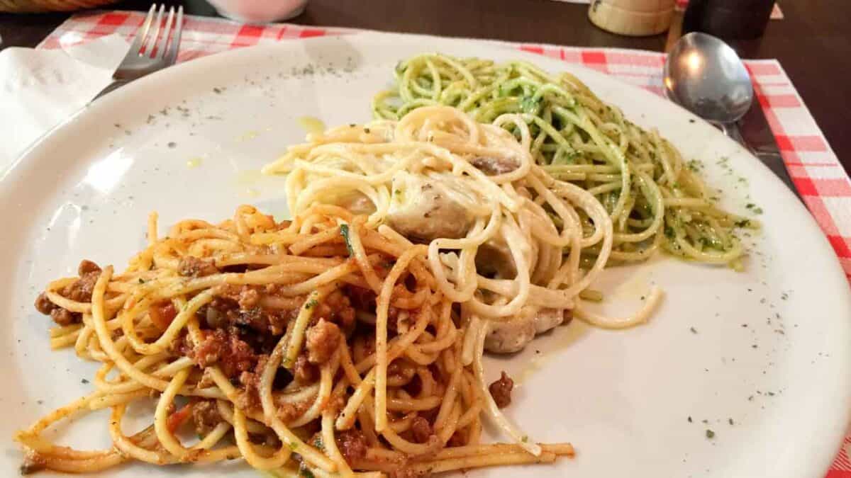 Top 10 Best Italian Restaurants In Milwaukee | 2024 Guide