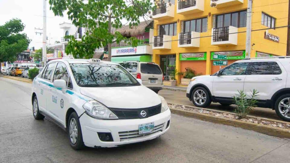 A Guide To Tipping In Mexico | Who To Tip & How Much